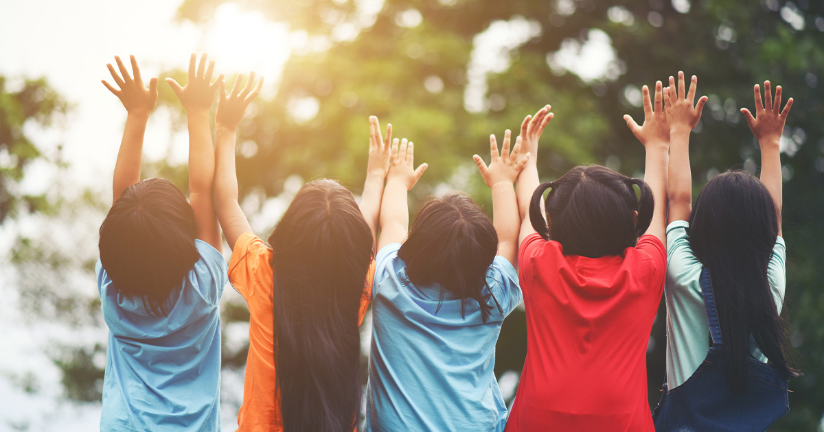 How to Teach Kids Confidence - 10 Practical Tips for Parents ...